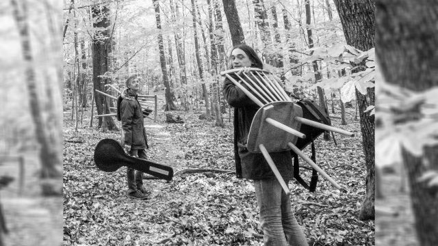 Broom Bezzums – Mark Bloomer : Andrew Cadie